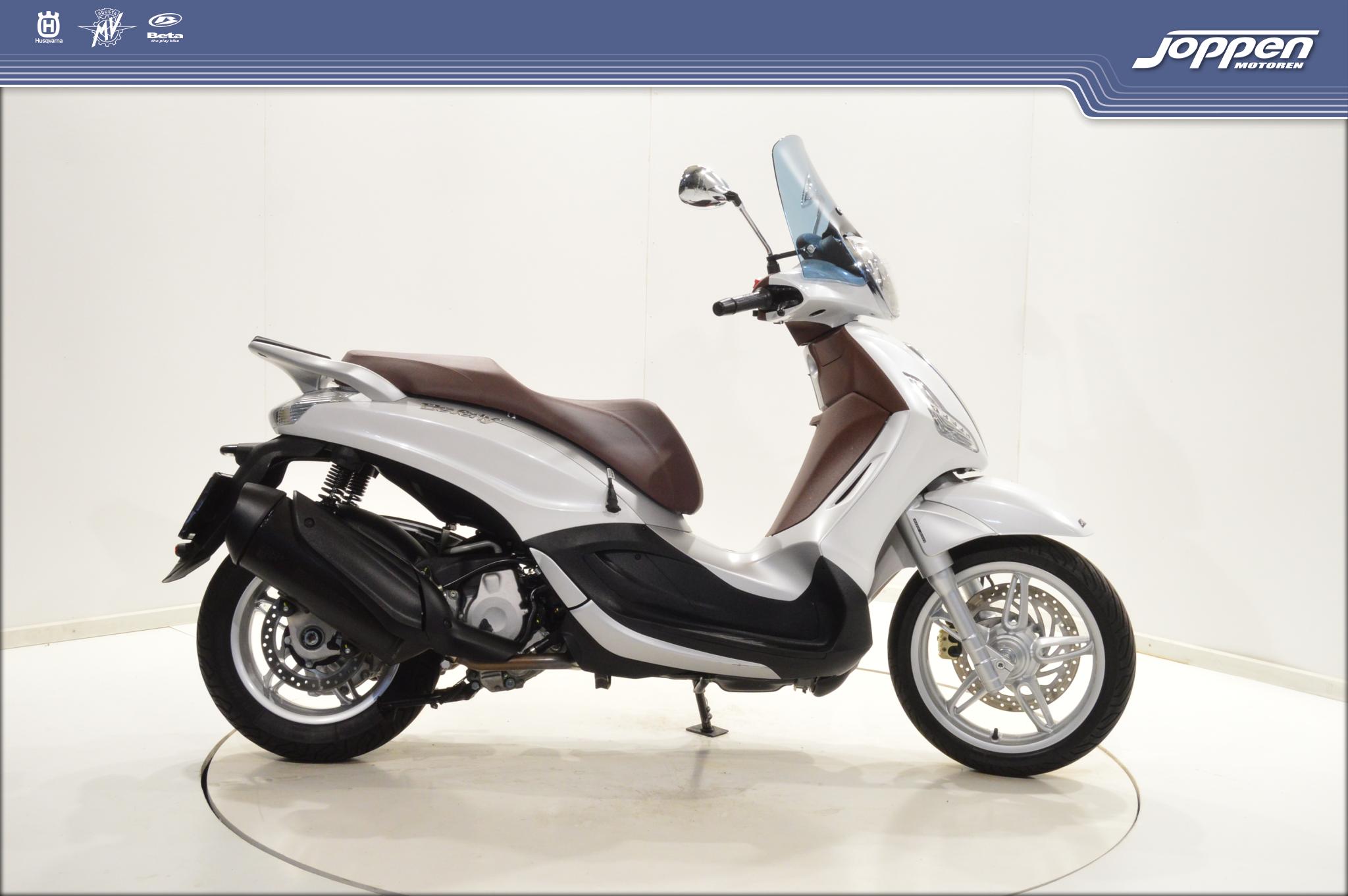 Piaggio Beverly 350 Sport - Joppen Motoren