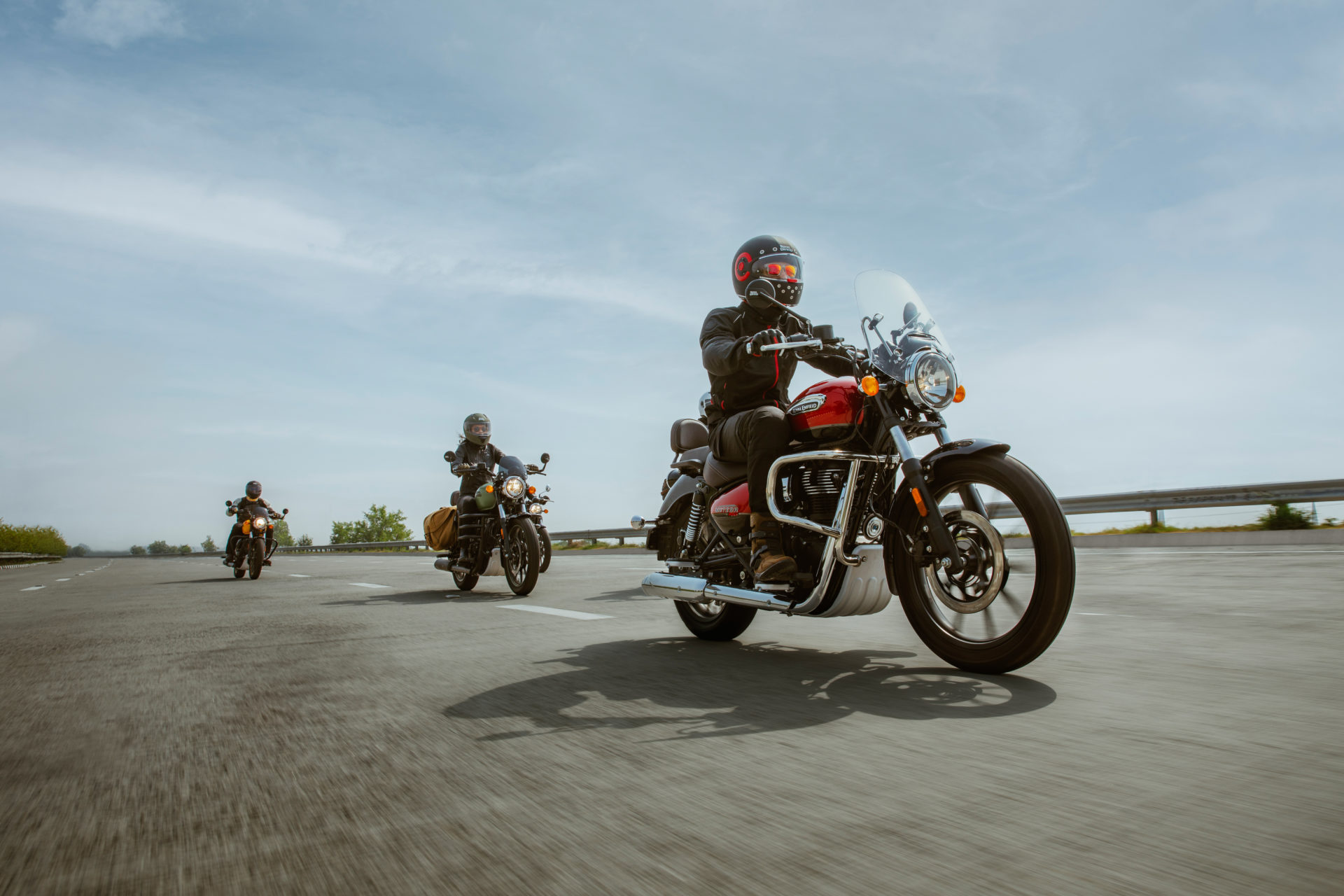 Royal Enfield Meteor 3 nieuwe kleuren! - Joppen Motoren